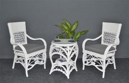 3-Piece Victorian Style Chat Set with our Sweetheart Table.